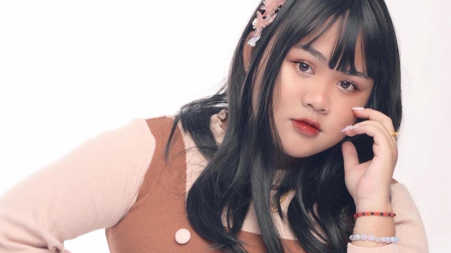 【EMIKO 🌙 】誇り高きアイドルになる. 💐🎀💕｜SHOWROOM(ショールーム)