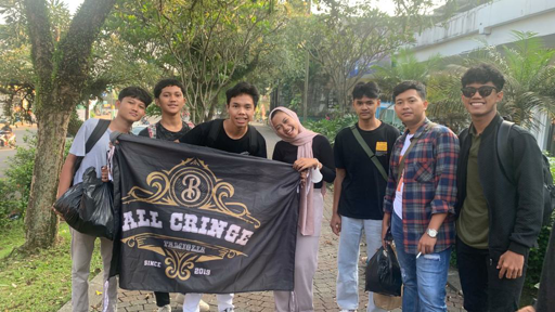 All Cringe - Profile - SHOWROOM