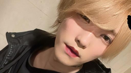 910 - Profile - SHOWROOM