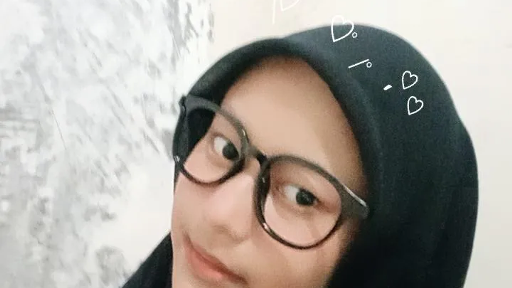 Haloo - Profile - SHOWROOM