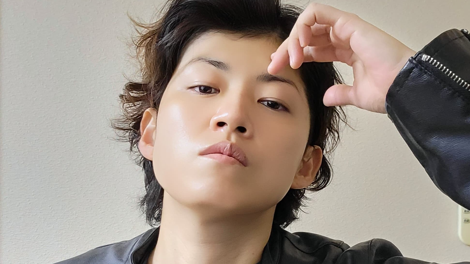 HARUの歌聞きにおいで！！｜SHOWROOM(ショールーム)